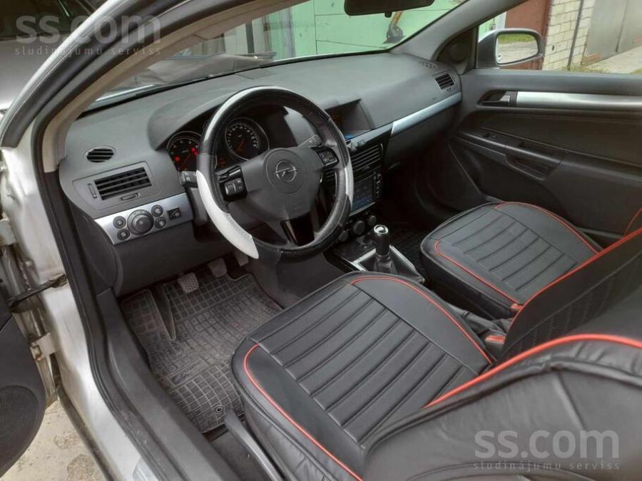 Pelēks Opel Astra 2007 Liepāja, ar dzinēja tilpumu 1.60 L un nobraukumu 207 tūkst. km par 2000 €, foto 11 vietnē AUTOMOTO.COM.LV