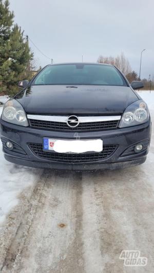 Pelēks Opel Astra 2009 Kauņa, ar dzinēja tilpumu 1.70 L un nobraukumu 286 tūkst. km par 1650 €, foto 2 vietnē AUTOMOTO.COM.LV