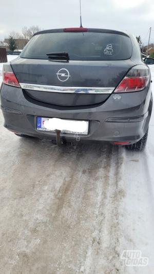 Pelēks Opel Astra 2009 Kauņa, ar dzinēja tilpumu 1.70 L un nobraukumu 286 tūkst. km par 1650 €, foto 4 vietnē AUTOMOTO.COM.LV