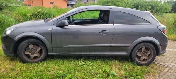 Grey Opel Astra 2009 in Kaunas, with an engine capacity of 1.70 L and mileage of 286 thousand km for 1000 €, photo 2 on AUTOMOTO.COM.LV