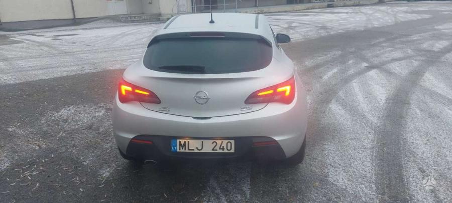 Pelēks Opel Astra 2012 Jonava, ar dzinēja tilpumu 1.40 L un nobraukumu 267 tūkst. km par 4900 €, foto 4 vietnē AUTOMOTO.COM.LV