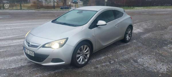 Grey Opel Astra 2012 in Jonava, with an engine capacity of 1.40 L and mileage of 268 thousand km for 4555 €, photo 1 on AUTOMOTO.COM.LV