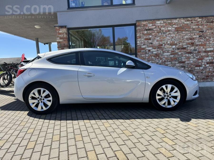 Pelēks Opel Astra 2012 Talsi, ar dzinēja tilpumu 1.70 L un nobraukumu 226 tūkst. km par 5200 €, foto 1 vietnē AUTOMOTO.COM.LV