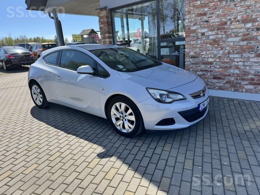Pelēks Opel Astra 2012 Talsi, ar dzinēja tilpumu 1.70 L un nobraukumu 226 tūkst. km par 5200 €, foto 3 vietnē AUTOMOTO.COM.LV