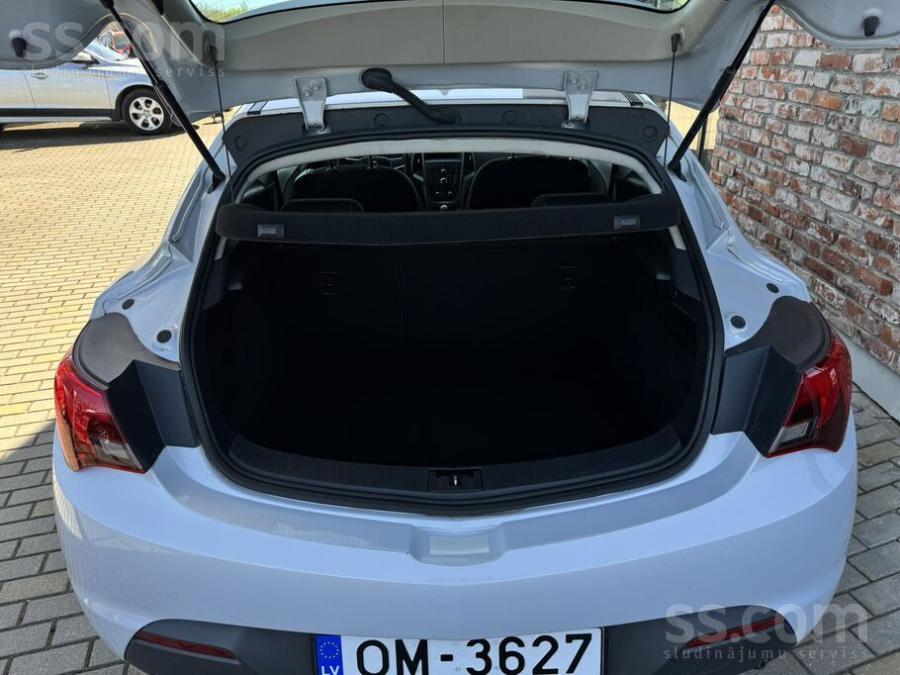 Pelēks Opel Astra 2012 Talsi, ar dzinēja tilpumu 1.70 L un nobraukumu 226 tūkst. km par 5200 €, foto 13 vietnē AUTOMOTO.COM.LV