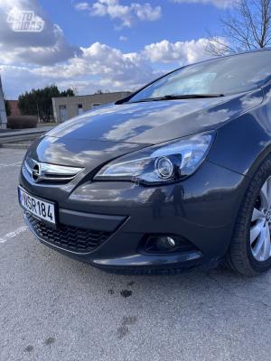 Grey Opel Astra 2015 in Siauliai, with an engine capacity of 1.40 L and mileage of 169 thousand km for 5200 €, photo 9 on AUTOMOTO.COM.LV