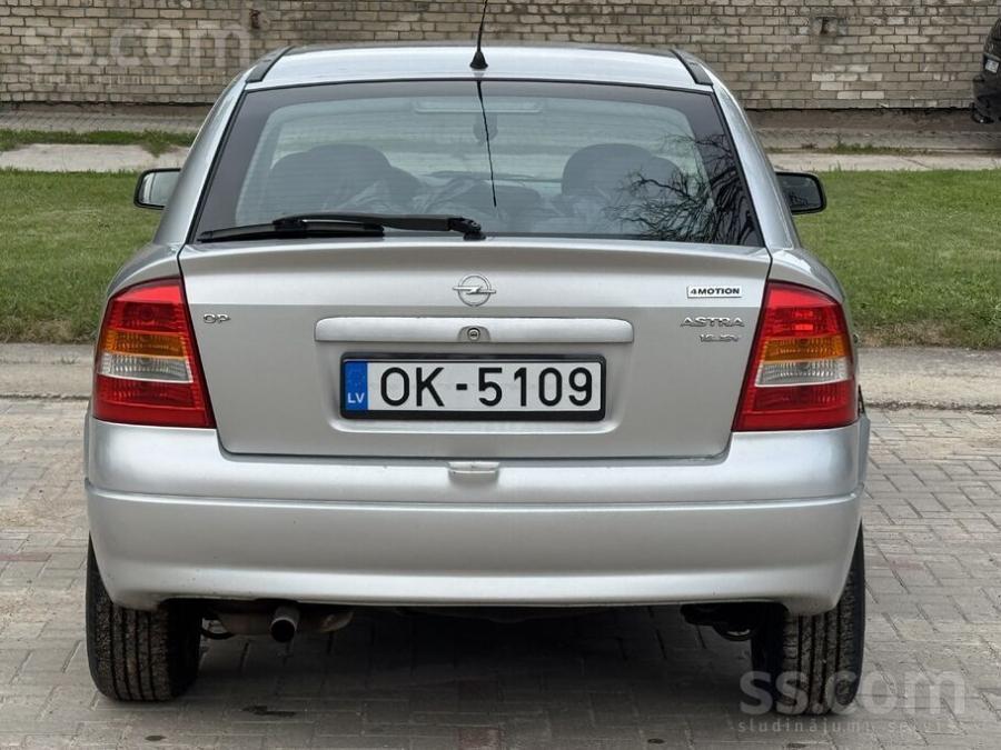 Pelēks Opel Astra 1998 Jelgava, ar dzinēja tilpumu 1.60 L un nobraukumu 275 tūkst. km par 1150 €, foto 5 vietnē AUTOMOTO.COM.LV