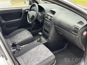 Pelēks Opel Astra 1998 Jelgava, ar dzinēja tilpumu 1.60 L un nobraukumu 275 tūkst. km par 1150 €, foto 6 vietnē AUTOMOTO.COM.LV
