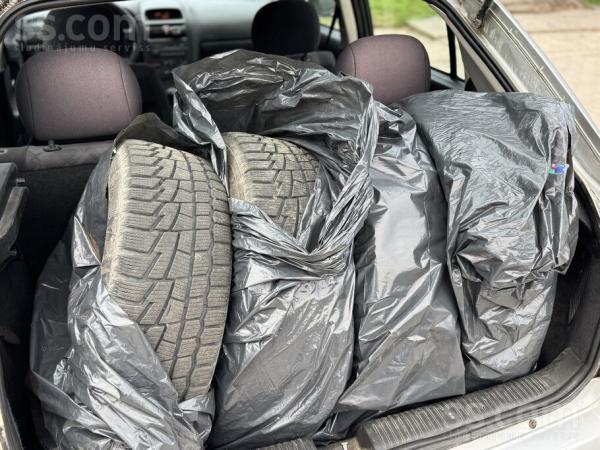 Grey Opel Astra 1998 in Jelgava, with an engine capacity of 1.60 L and mileage of 275 thousand km for 1150 €, photo 7 on AUTOMOTO.COM.LV