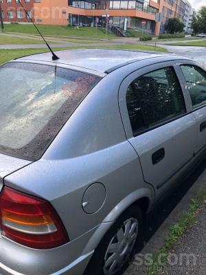 Grey Opel Astra 1999 in Riga, with an engine capacity of 1.60 L and mileage of 188 thousand km for 1050 €, photo 5 on AUTOMOTO.COM.LV