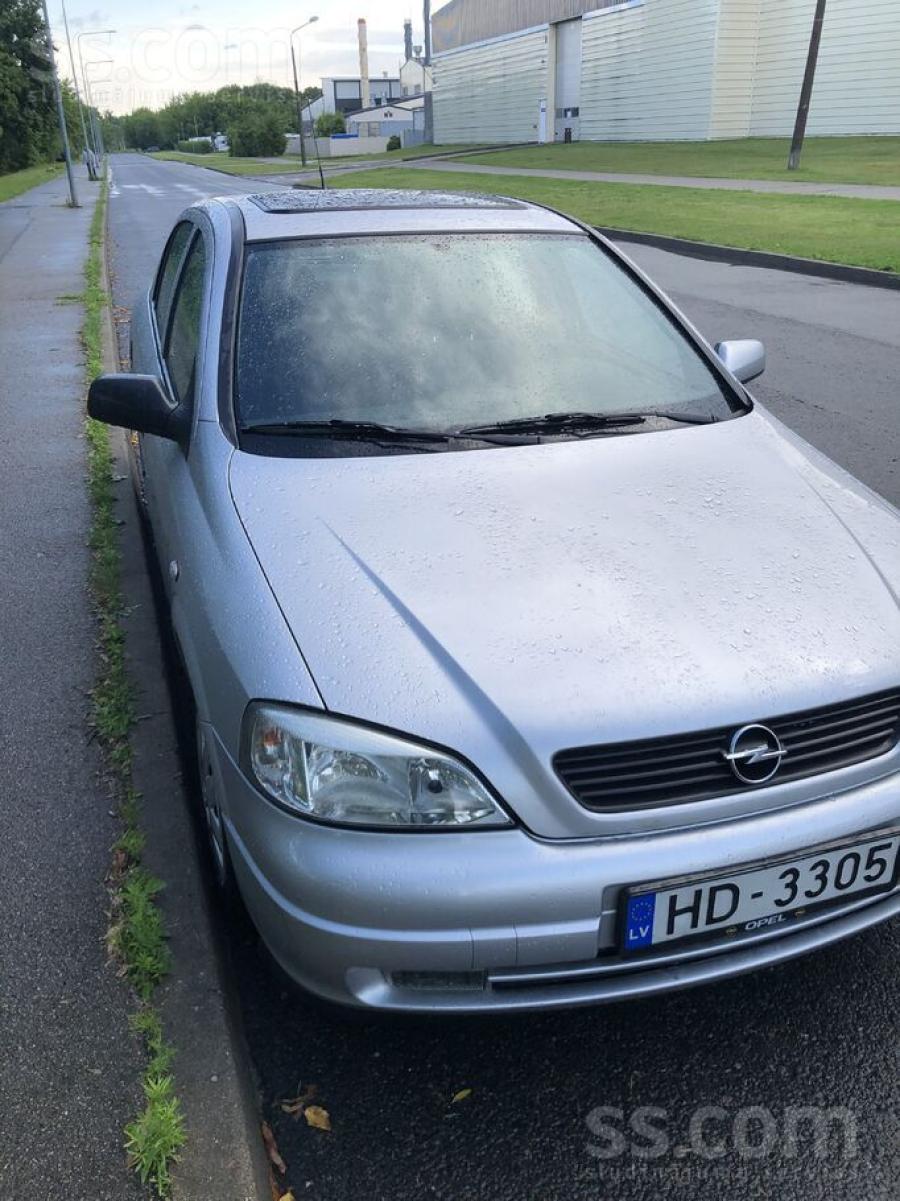 Grey Opel Astra 1999 in Riga, with an engine capacity of 1.60 L and mileage of 188 thousand km for 1050 €, photo 16 on AUTOMOTO.COM.LV
