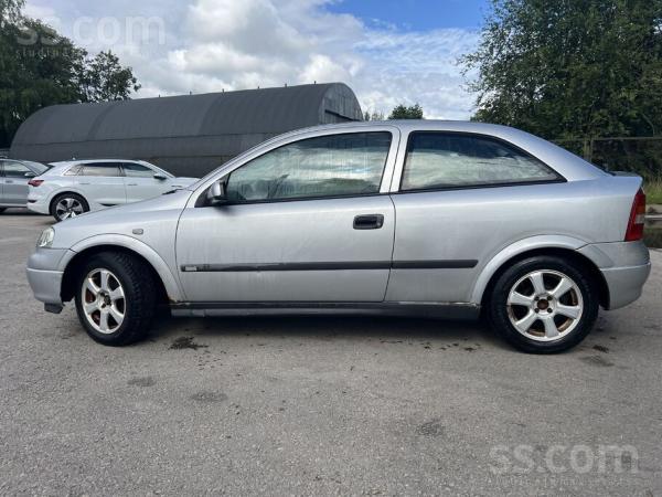 Pelēks Opel Astra 1999 Rīga, ar dzinēja tilpumu 1.60 L un nobraukumu 224 tūkst. km par 800 €, foto 2 vietnē AUTOMOTO.COM.LV