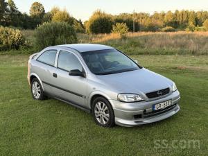 Серый Опель Астра 1999 в Рига, объемом двигателя 1.80 л и пробегом 206 тыс. км за 350 €, фото  на AUTOMOTO.COM.LV