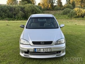 Grey Opel Astra 1999 in Riga, with an engine capacity of 1.80 L and mileage of 206 thousand km for 350 €, photo 3 on AUTOMOTO.COM.LV