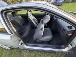 Grey Opel Astra 1999 in Riga, with an engine capacity of 1.80 L and mileage of 206 thousand km for 350 €, photo 13 on AUTOMOTO.COM.LV