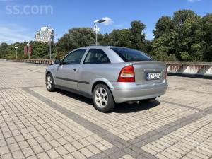 Pelēks Opel Astra 1999 Rīga, ar dzinēja tilpumu 1.60 L un nobraukumu 225 tūkst. km par 1190 €, foto 4 vietnē AUTOMOTO.COM.LV
