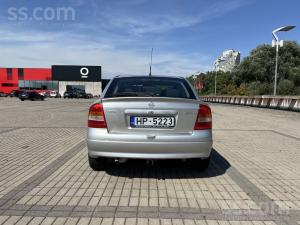 Pelēks Opel Astra 1999 Rīga, ar dzinēja tilpumu 1.60 L un nobraukumu 225 tūkst. km par 1190 €, foto 5 vietnē AUTOMOTO.COM.LV