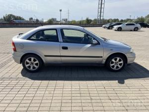Pelēks Opel Astra 1999 Rīga, ar dzinēja tilpumu 1.60 L un nobraukumu 225 tūkst. km par 1190 €, foto 7 vietnē AUTOMOTO.COM.LV