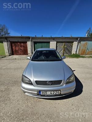 Pelēks Opel Astra 2000 Rīga, ar dzinēja tilpumu 1.60 L un nobraukumu 332 tūkst. km par 780 €, foto 2 vietnē AUTOMOTO.COM.LV