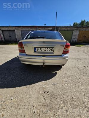 Pelēks Opel Astra 2000 Rīga, ar dzinēja tilpumu 1.60 L un nobraukumu 332 tūkst. km par 780 €, foto 5 vietnē AUTOMOTO.COM.LV