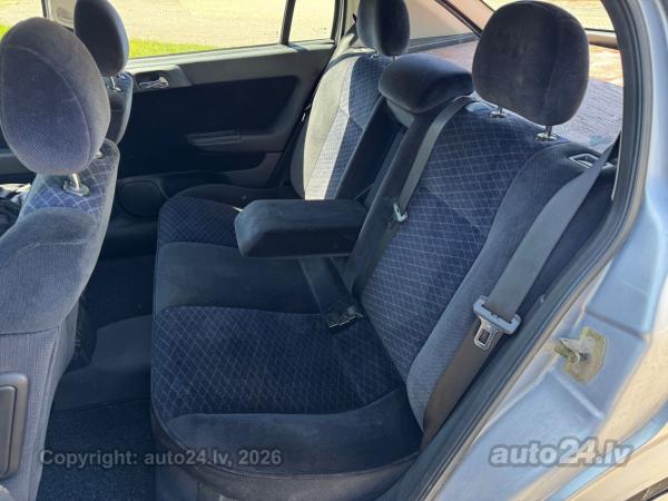Pelēks Opel Astra 2000 Tallina, ar dzinēja tilpumu 1.80 L un nobraukumu 193 tūkst. km par 780 €, foto 6 vietnē AUTOMOTO.COM.LV