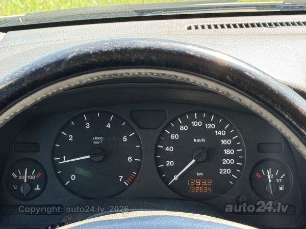 Pelēks Opel Astra 2000 Tallina, ar dzinēja tilpumu 1.80 L un nobraukumu 193 tūkst. km par 780 €, foto 8 vietnē AUTOMOTO.COM.LV