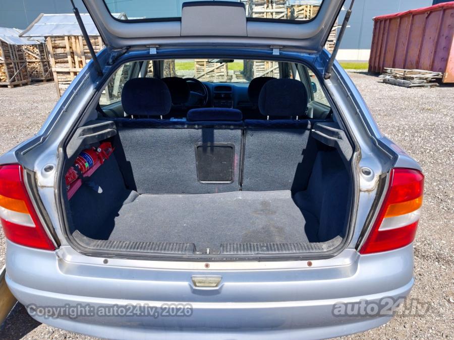 Серый Опель Астра 2000 в Таллин, объемом двигателя 1.80 л и пробегом 193 тыс. км за 2099 €, фото 19 на AUTOMOTO.COM.LV