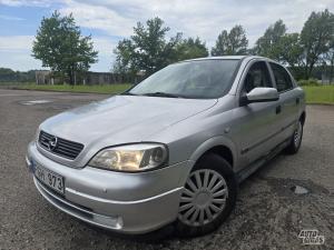 Pelēks Opel Astra 2000 Jurbarkas, ar dzinēja tilpumu 1.70 L un nobraukumu 240 tūkst. km par 777 €, foto  vietnē AUTOMOTO.COM.LV