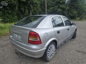 Pelēks Opel Astra 2000 Jurbarkas, ar dzinēja tilpumu 1.70 L un nobraukumu 240 tūkst. km par 777 €, foto 5 vietnē AUTOMOTO.COM.LV