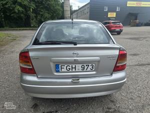Pelēks Opel Astra 2000 Jurbarkas, ar dzinēja tilpumu 1.70 L un nobraukumu 240 tūkst. km par 777 €, foto 6 vietnē AUTOMOTO.COM.LV