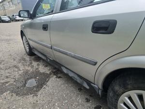 Pelēks Opel Astra 2000 Jurbarkas, ar dzinēja tilpumu 1.70 L un nobraukumu 240 tūkst. km par 777 €, foto 13 vietnē AUTOMOTO.COM.LV