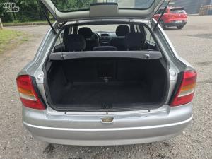 Pelēks Opel Astra 2000 Jurbarkas, ar dzinēja tilpumu 1.70 L un nobraukumu 240 tūkst. km par 777 €, foto 16 vietnē AUTOMOTO.COM.LV