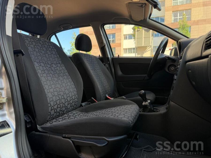 Pelēks Opel Astra 2000 Rīga, ar dzinēja tilpumu 1.20 L un nobraukumu 0 tūkst. km par 1800 €, foto 7 vietnē AUTOMOTO.COM.LV