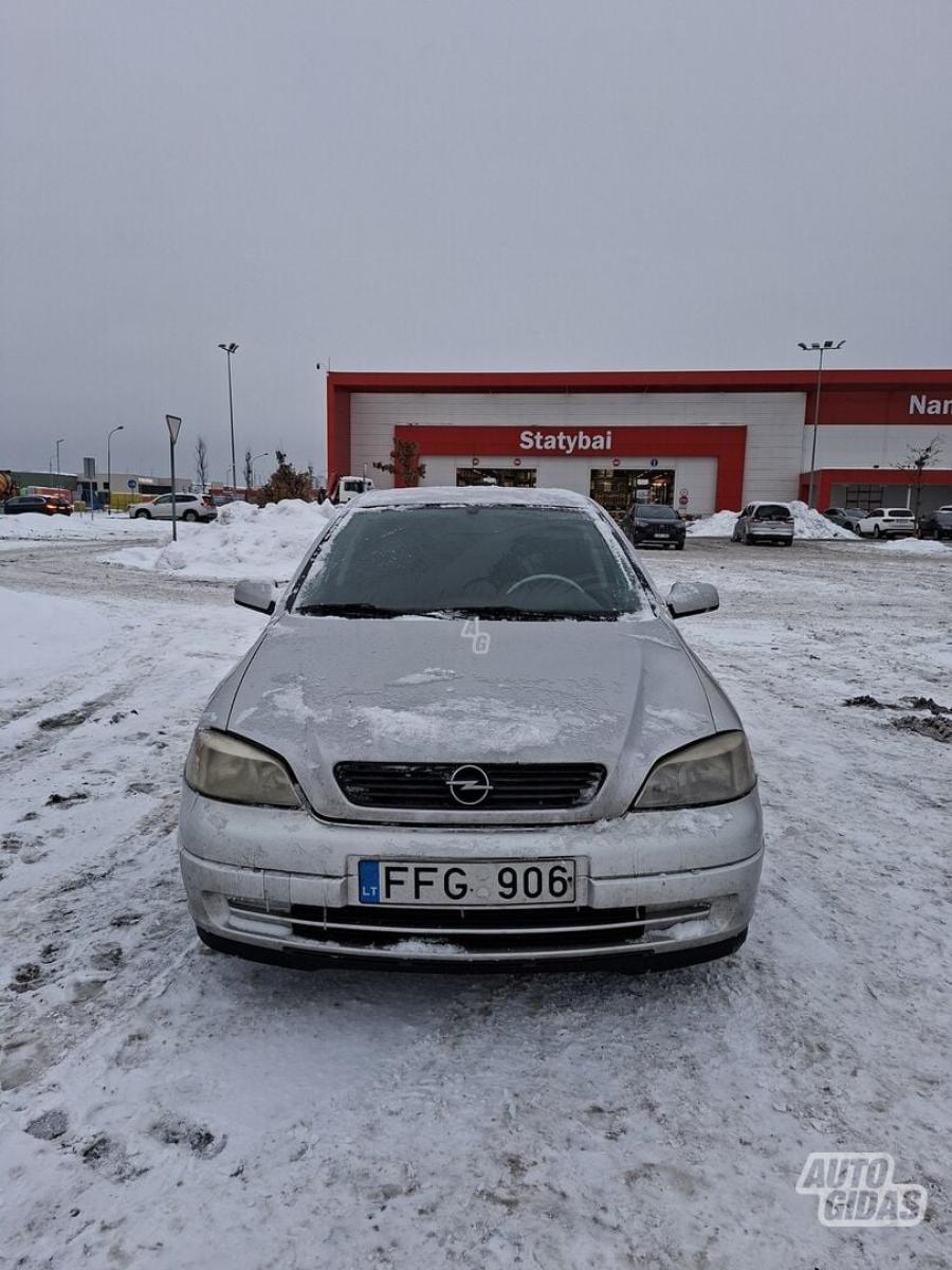 Pelēks Opel Astra 2001 Klaipėda, ar dzinēja tilpumu 2.00 L un nobraukumu 339 tūkst. km par 600 €, foto 2 vietnē AUTOMOTO.COM.LV