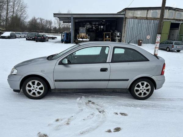 Pelēks Opel Astra 2001 Vilkaviškis, ar dzinēja tilpumu 1.60 L un nobraukumu 200 tūkst. km par 950 €, foto 8 vietnē AUTOMOTO.COM.LV
