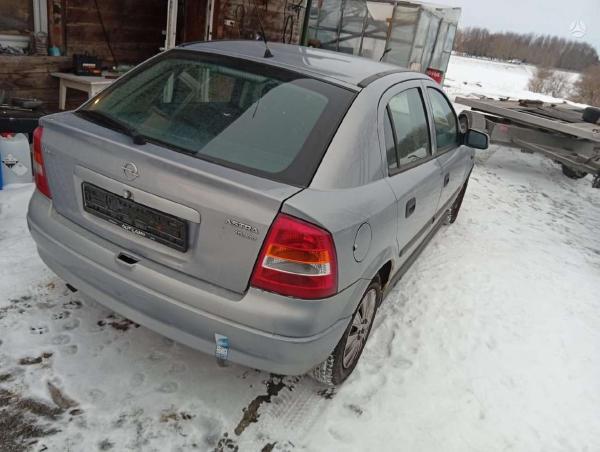 Pelēks Opel Astra 2001 Marijampole, ar dzinēja tilpumu 1.60 L un nobraukumu 222 tūkst. km par 825 €, foto 5 vietnē AUTOMOTO.COM.LV