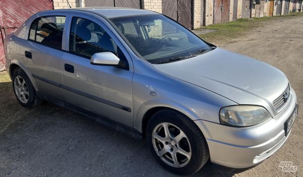 Pelēks Opel Astra 2001 Molėtai, ar dzinēja tilpumu 1.70 L un nobraukumu 267 tūkst. km par 450 €, foto 3 vietnē AUTOMOTO.COM.LV