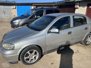Pelēks Opel Astra 2001 Molėtai, ar dzinēja tilpumu 1.70 L un nobraukumu 267 tūkst. km par 450 €, foto 5 vietnē AUTOMOTO.COM.LV