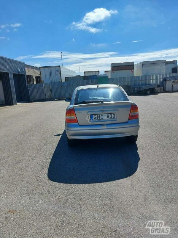 Grey Opel Astra 2001 in Kaunas, with an engine capacity of 1.60 L and mileage of 335 thousand km for 650 €, photo 3 on AUTOMOTO.COM.LV