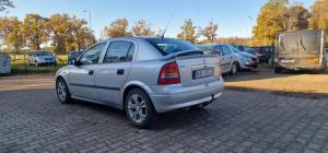 Grey Opel Astra 2001 in Valmiera, with an engine capacity of 1.60 L and mileage of 213 thousand km for 680 €, photo 5 on AUTOMOTO.COM.LV