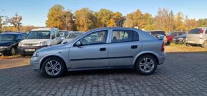 Grey Opel Astra 2001 in Valmiera, with an engine capacity of 1.60 L and mileage of 213 thousand km for 680 €, photo 6 on AUTOMOTO.COM.LV