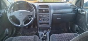 Grey Opel Astra 2001 in Valmiera, with an engine capacity of 1.60 L and mileage of 213 thousand km for 680 €, photo 8 on AUTOMOTO.COM.LV