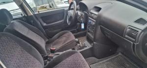 Pelēks Opel Astra 2001 Valmiera, ar dzinēja tilpumu 1.60 L un nobraukumu 213 tūkst. km par 1150 €, foto 10 vietnē AUTOMOTO.COM.LV