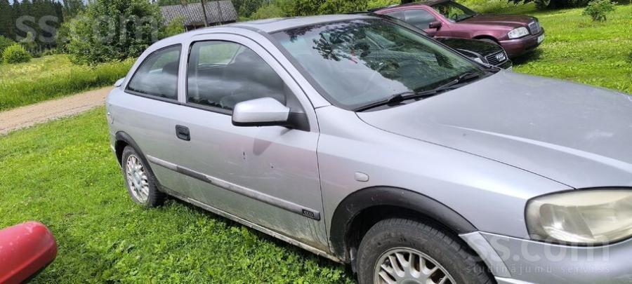 Grey Opel Astra 2001 in Limbazi, with an engine capacity of 1.70 L and mileage of 370 thousand km for 550 €, photo 4 on AUTOMOTO.COM.LV