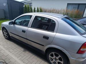Pelēks Opel Astra 2001 Kauņa, ar dzinēja tilpumu 1.69 L un nobraukumu 315 tūkst. km par 800 €, foto 3 vietnē AUTOMOTO.COM.LV