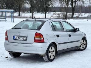Grey Opel Astra 2002 in Vilnius, with an engine capacity of 0.00 L and mileage of 240 thousand km for 899 €, photo 3 on AUTOMOTO.COM.LV
