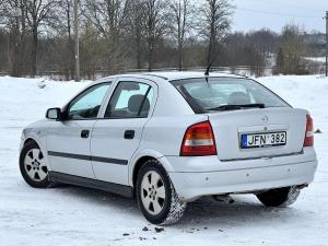 Grey Opel Astra 2002 in Vilnius, with an engine capacity of 0.00 L and mileage of 240 thousand km for 899 €, photo 6 on AUTOMOTO.COM.LV