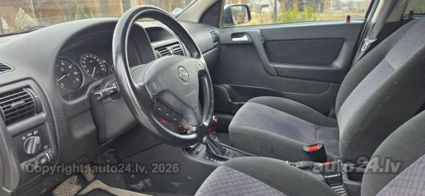 Pelēks Opel Astra 2002 Tallina, ar dzinēja tilpumu 1.80 L un nobraukumu 0 tūkst. km par 500 €, foto 2 vietnē AUTOMOTO.COM.LV
