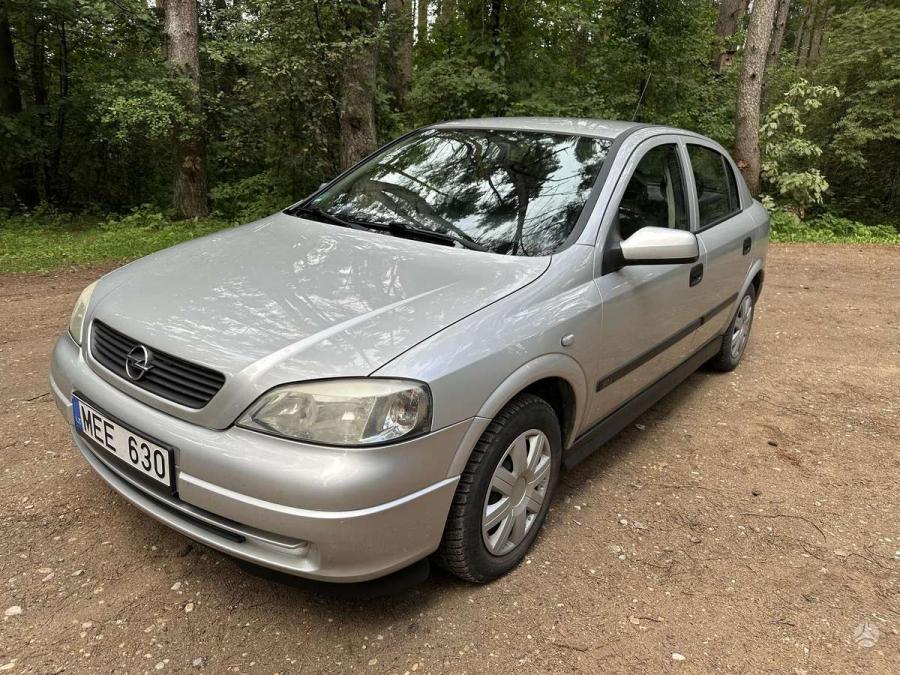 Pelēks Opel Astra 2002 Utena, ar dzinēja tilpumu 1.60 L un nobraukumu 103 tūkst. km par 850 €, foto 1 vietnē AUTOMOTO.COM.LV