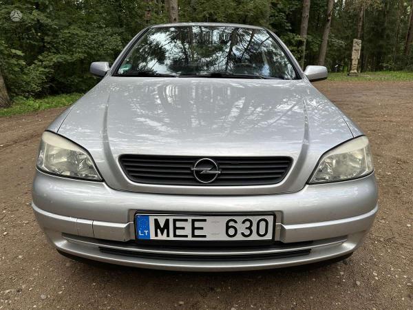 Pelēks Opel Astra 2002 Utena, ar dzinēja tilpumu 1.60 L un nobraukumu 103 tūkst. km par 850 €, foto 2 vietnē AUTOMOTO.COM.LV